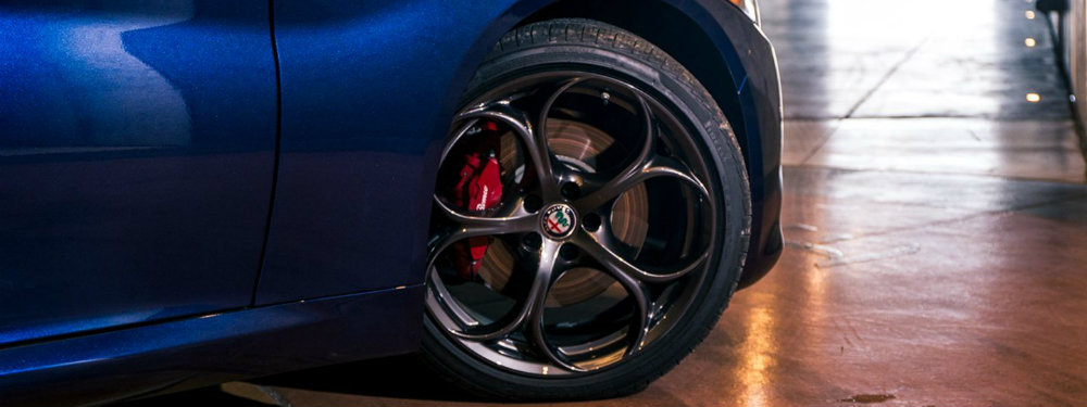 What is the recommended tire pressure level for the 2018 Alfa Romeo Giulia?