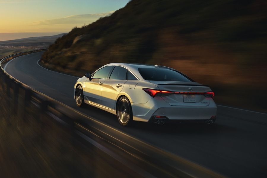 2020 Toyota Avalon Trim Level Options and Features - Hiland Toyota