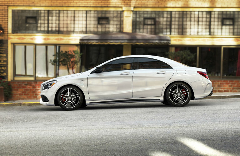 2018 Mercedes-Benz CLA Coupe Standard Features and Powertrain Specs