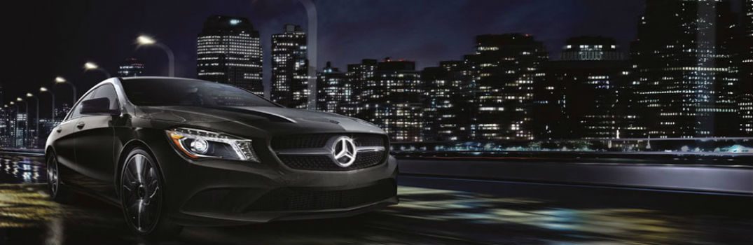 Does the Mercedes-Benz emblem light up?