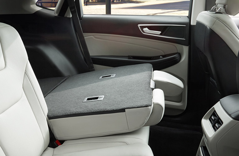 New 2016 Ford Edge interior specs and features
