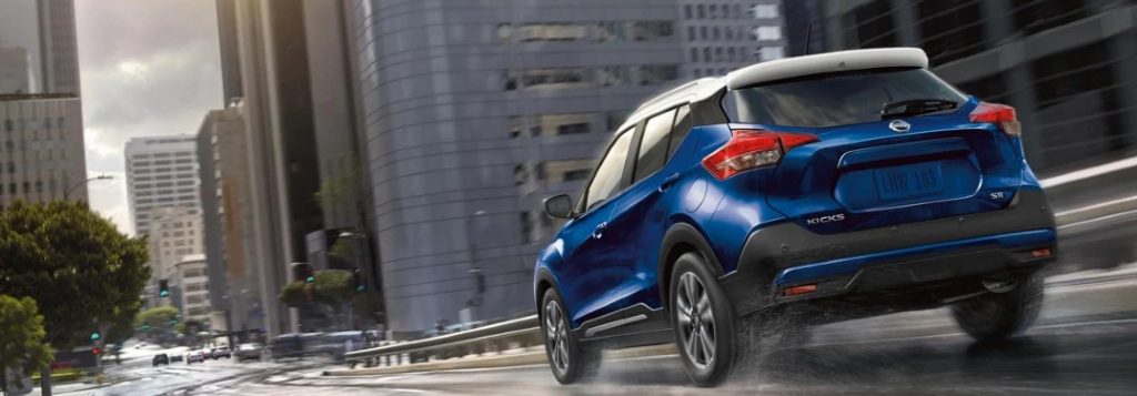 2020-nissan-kicks-rear-roof-spoiler_o - Glendale Nissan