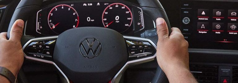 How to customize the infotainment screen of a Volkswagen?