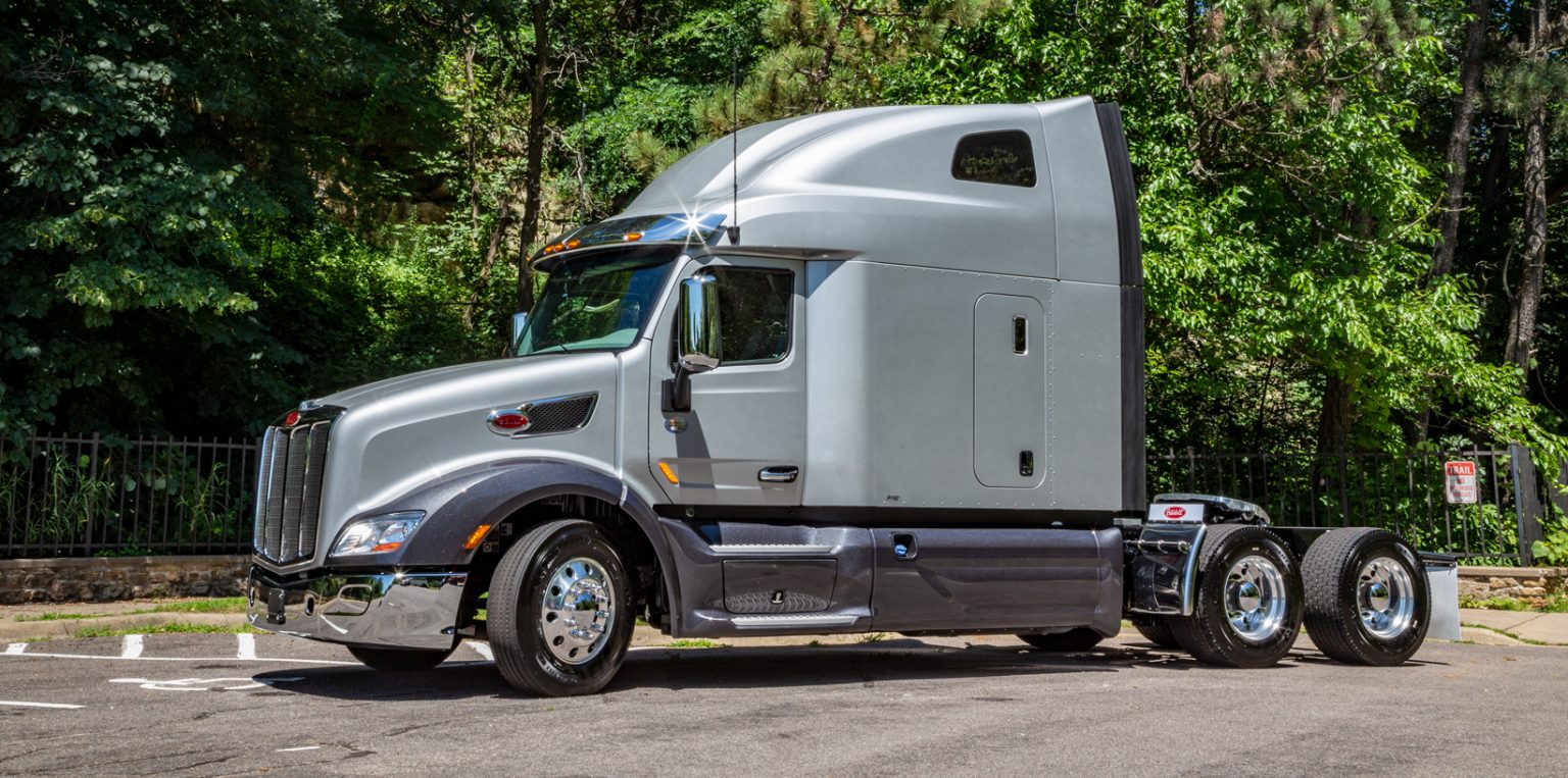 A Tour Inside A Big Rig - Allstate Peterbilt Group